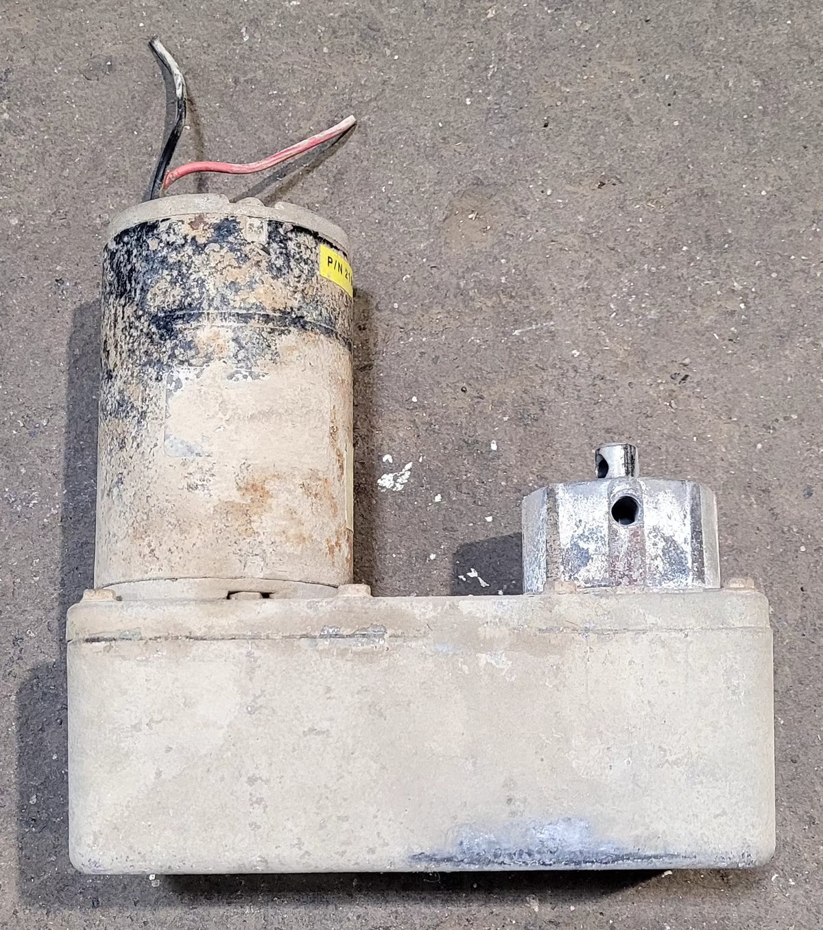 Used Barker RV Slide Out Motor - 21960 — RV Part Shop US