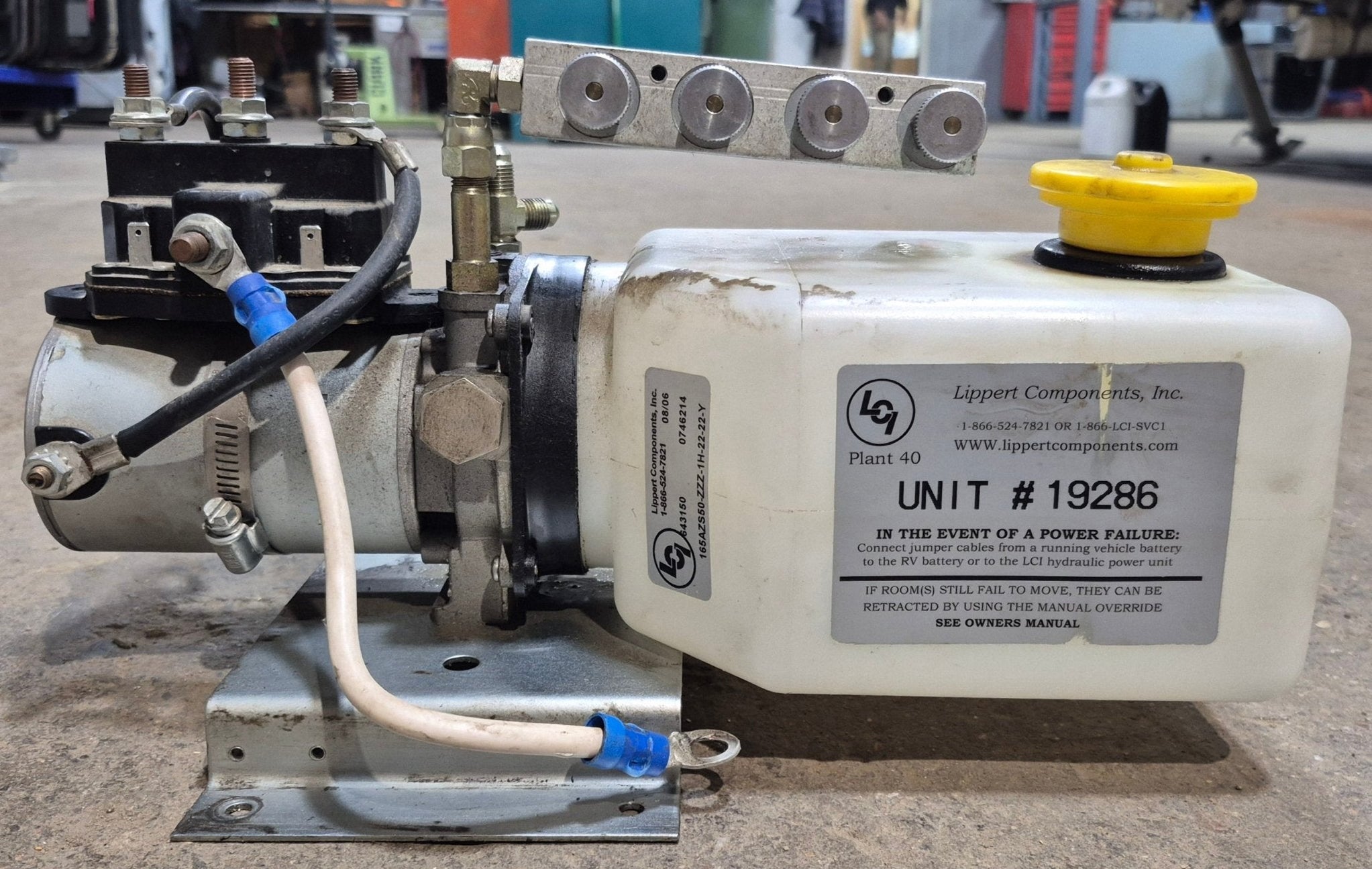 Used Lippert RV Hydraulic Slide Out Motor - 643150 — RV Part Shop US