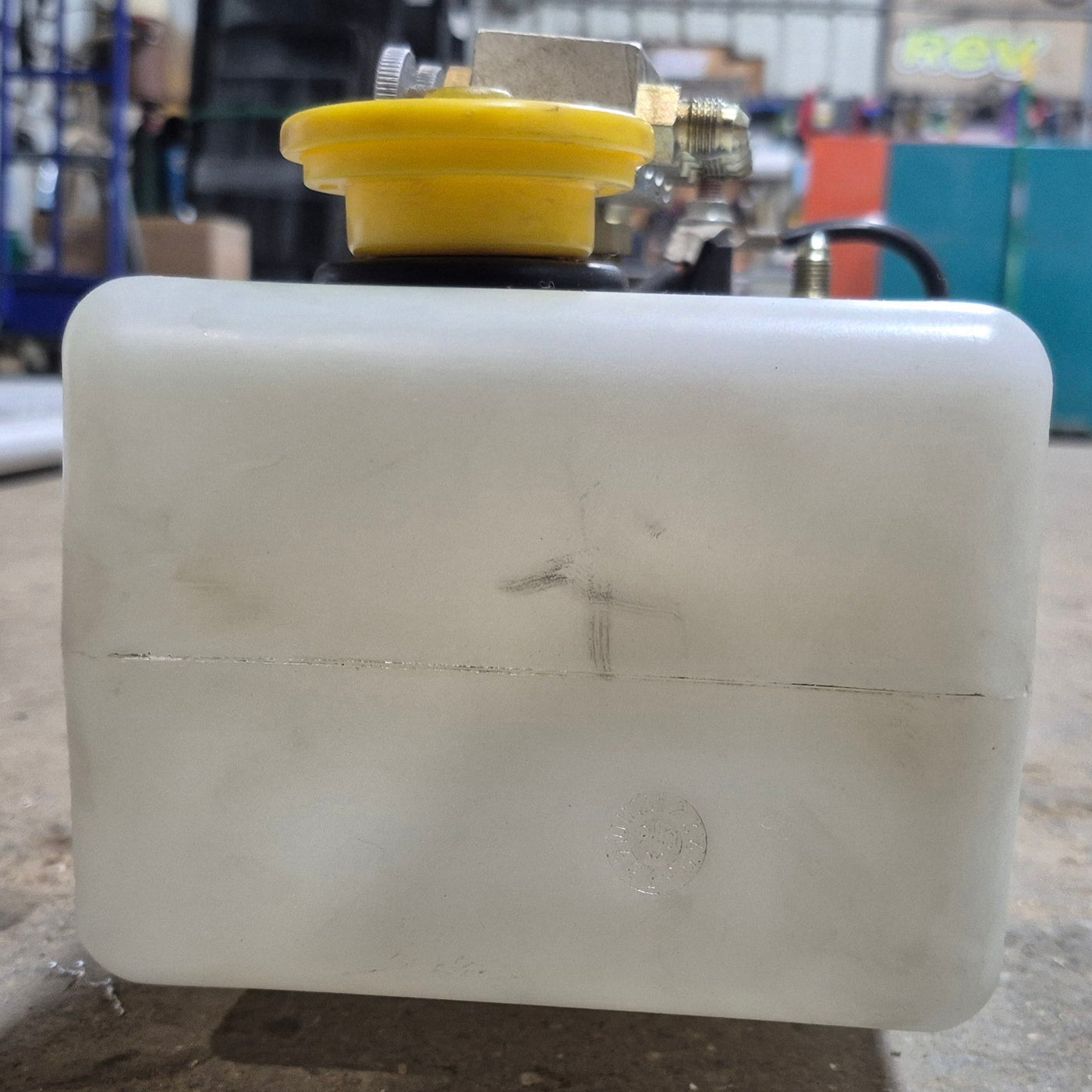 Used Lippert RV Hydraulic Slide Out Motor - 643150 — RV Part Shop US