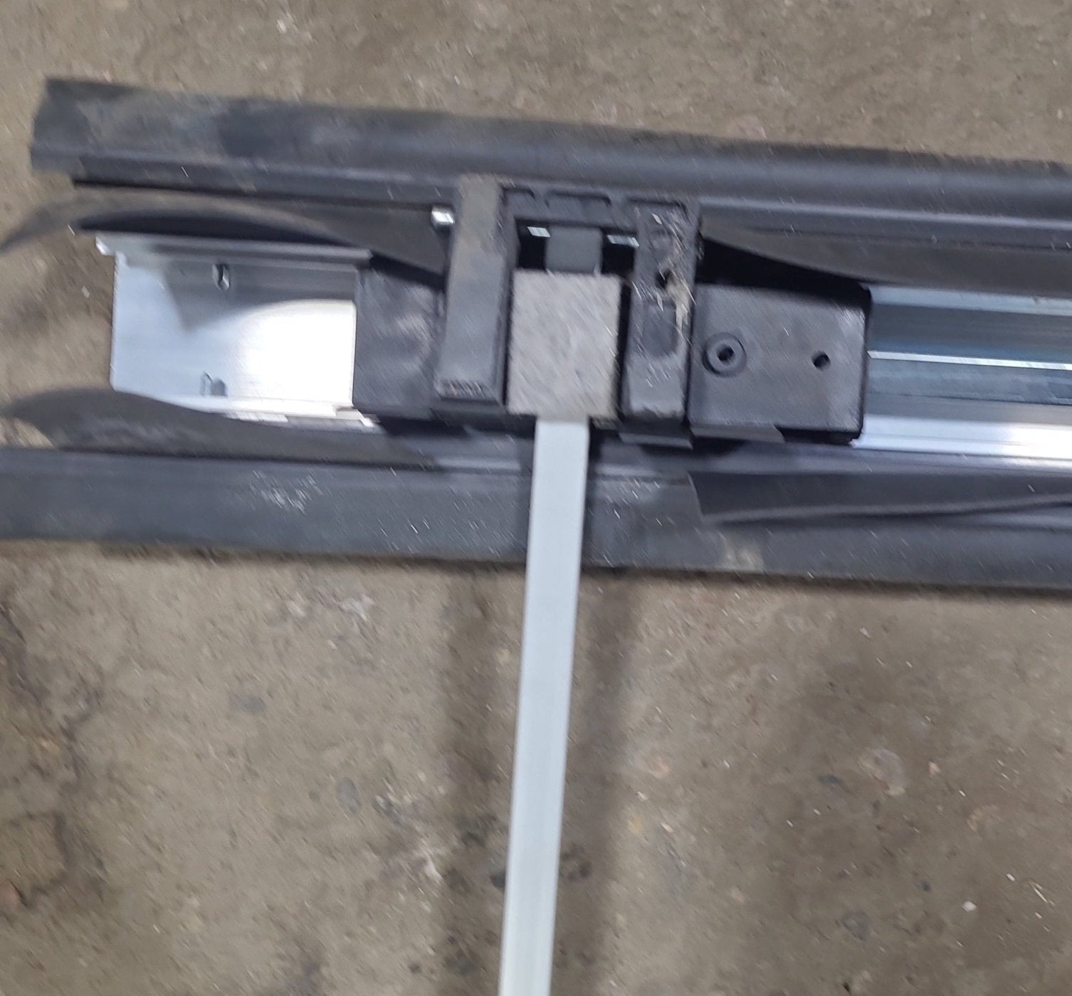 Lippert SlimRack Slide Out Assembly- RH — RV Part Shop US